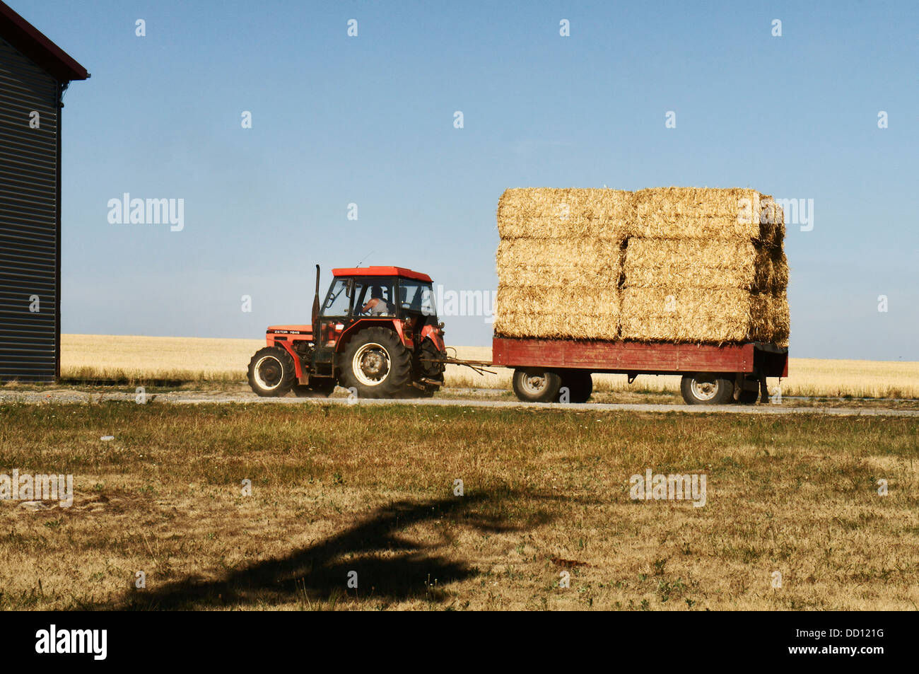 straw bale, biomass, harvest, tractor Zetor Stock Photo - Alamy