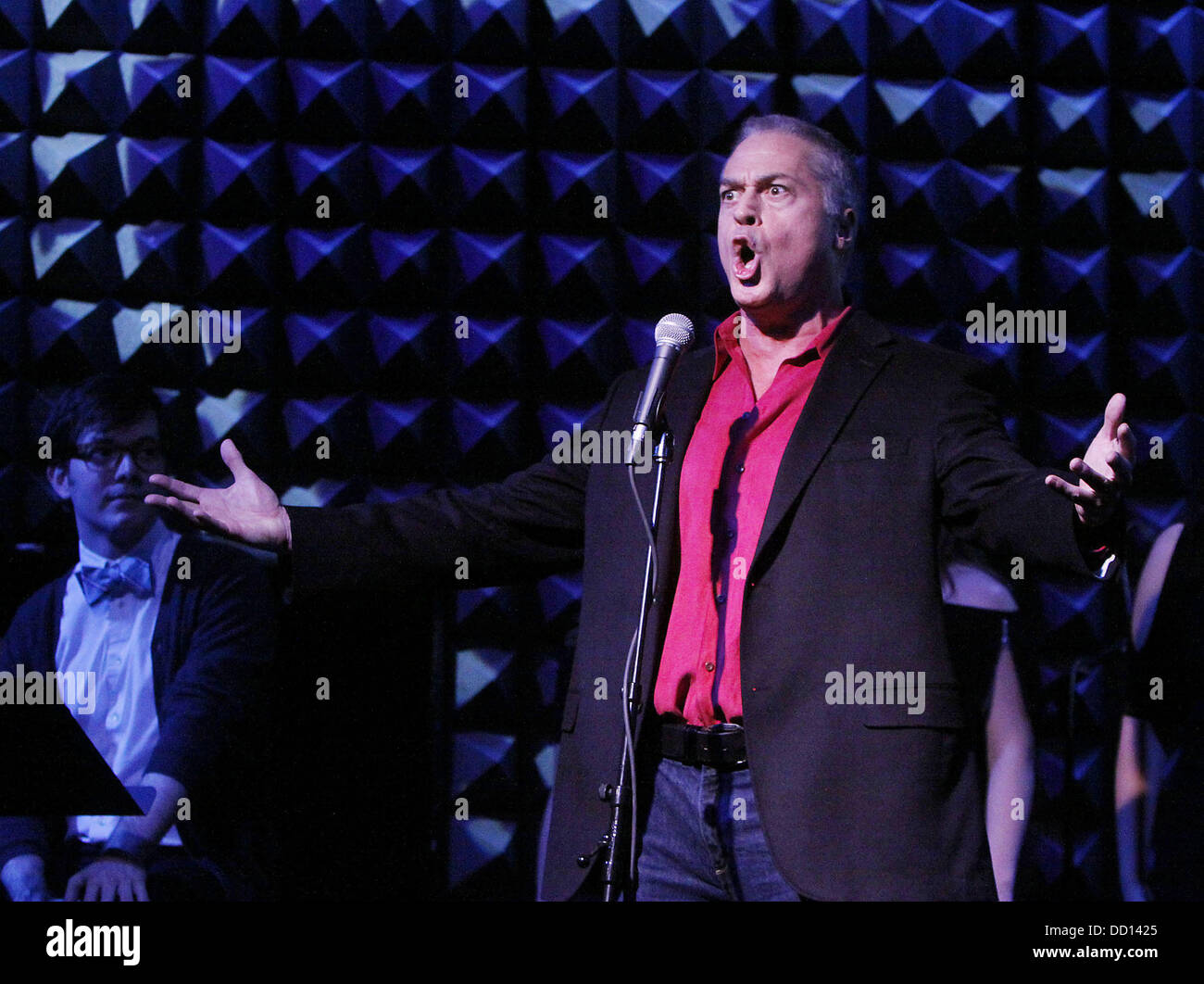 Tom hewitt hi-res stock photography and images - Alamy