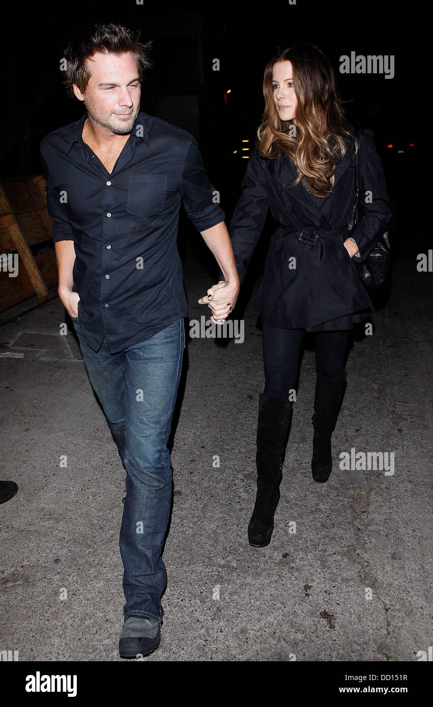 Kate Beckinsale and Len Wiseman leaving The Roger Room Los Angeles ...