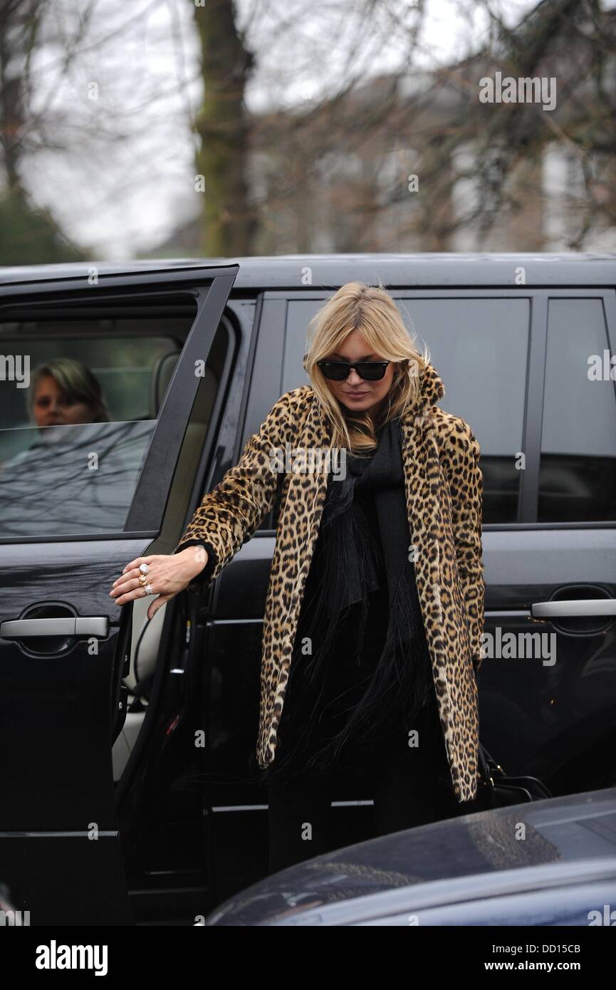 Kate Moss visits her new house in north London London, England - 18.01. ...