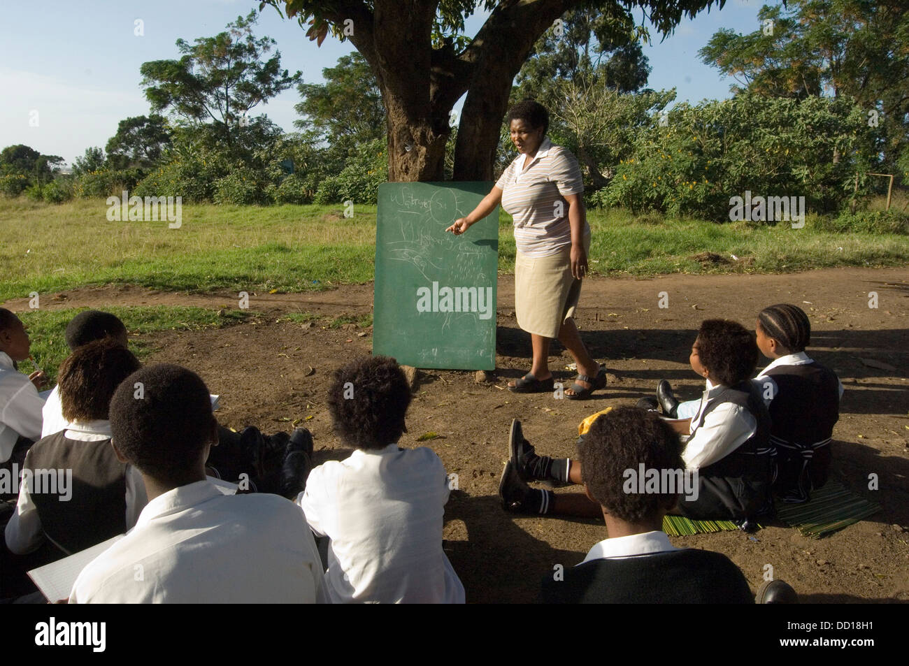 Independent school uniforms hi-res stock photography and images - Alamy