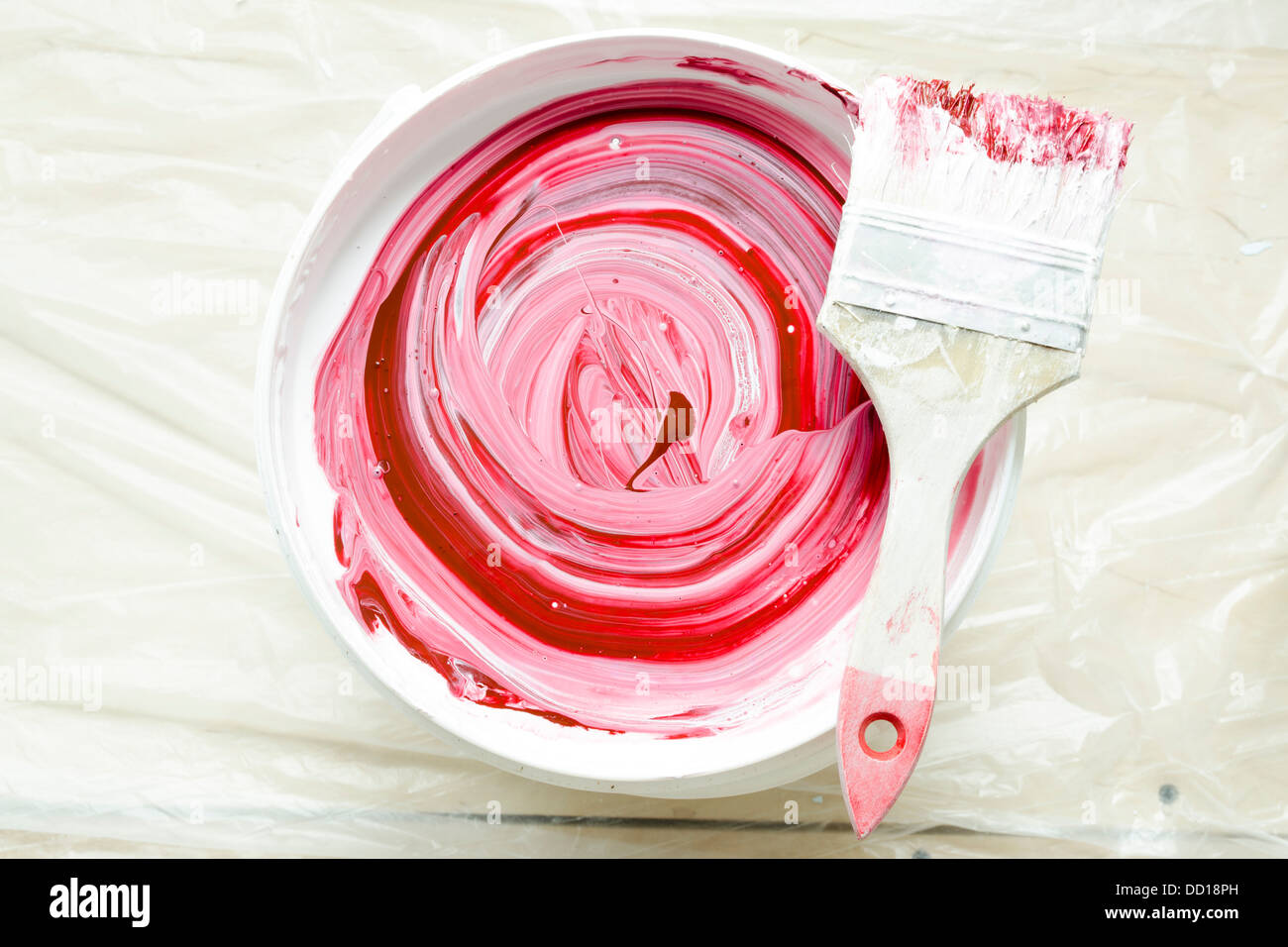 Red color palette hi-res stock photography and images - Alamy