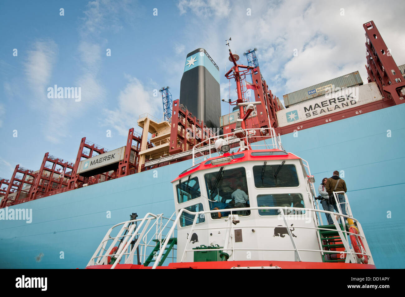 Maersk triple e class container ships hi-res stock photography and ...