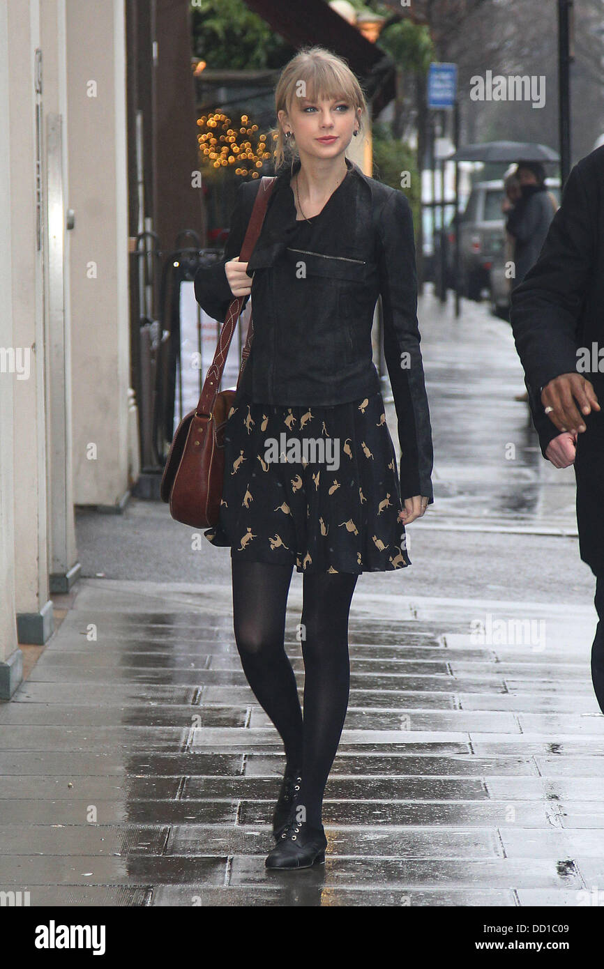 Taylor Swift out and about in central London London, England - 24.01.12 ...