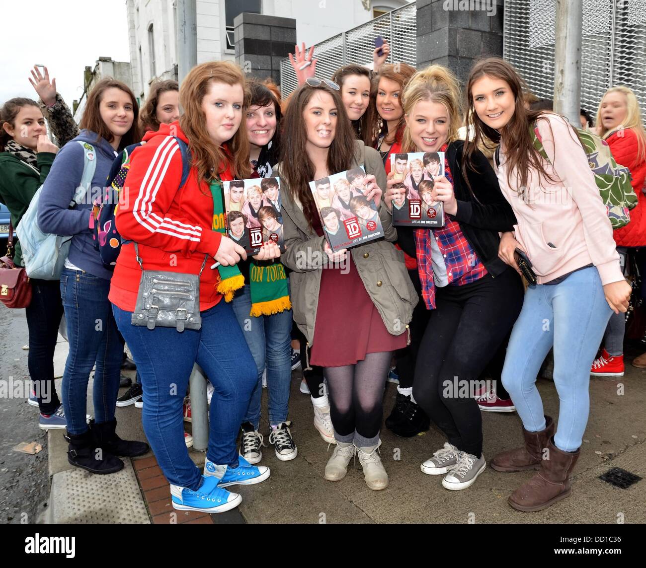 Security is called for One Direction fans trying to see their idols at ...