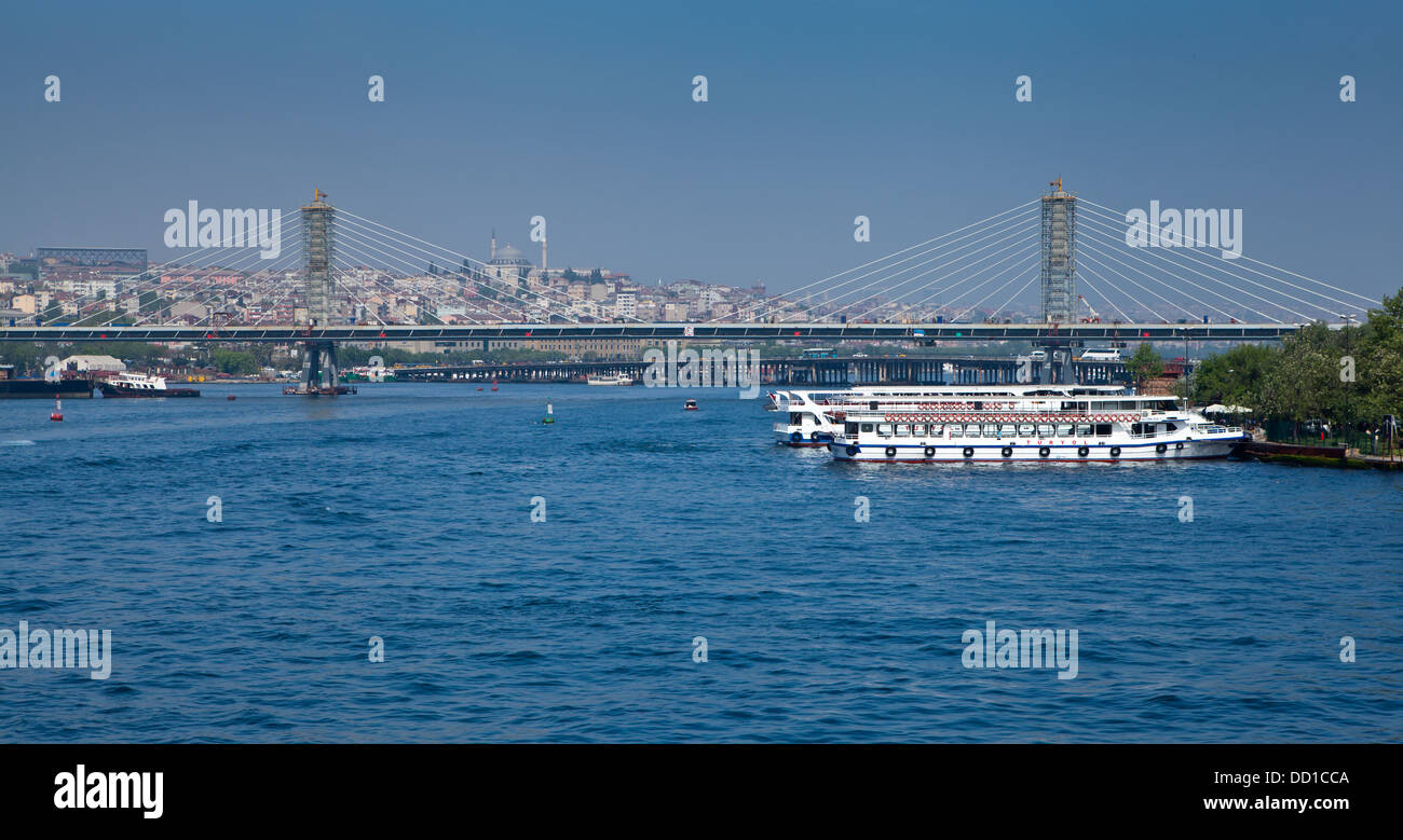 Halic bridge hi-res stock photography and images - Alamy