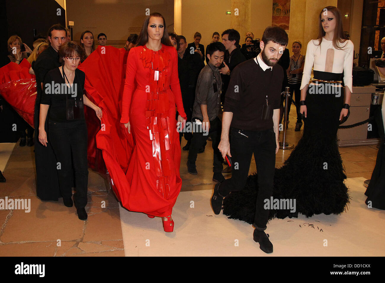 Yasmin le Bon, Paris Fashion Week Haute-Couture Spring/Summer 2012 ...