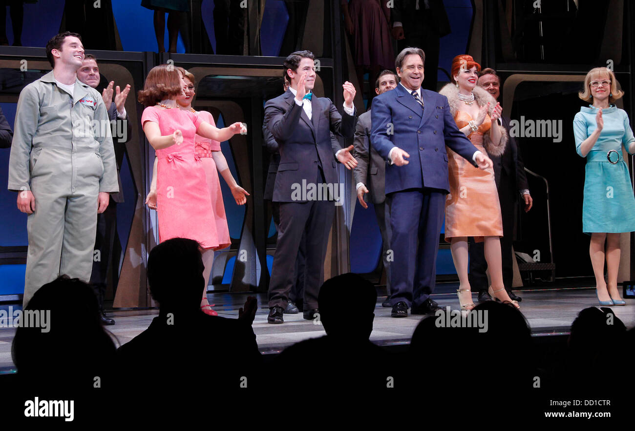 Michael Urie, Rose Hemingway, Nick Jonas, Beau Bridges, Tammy Blanchard ...