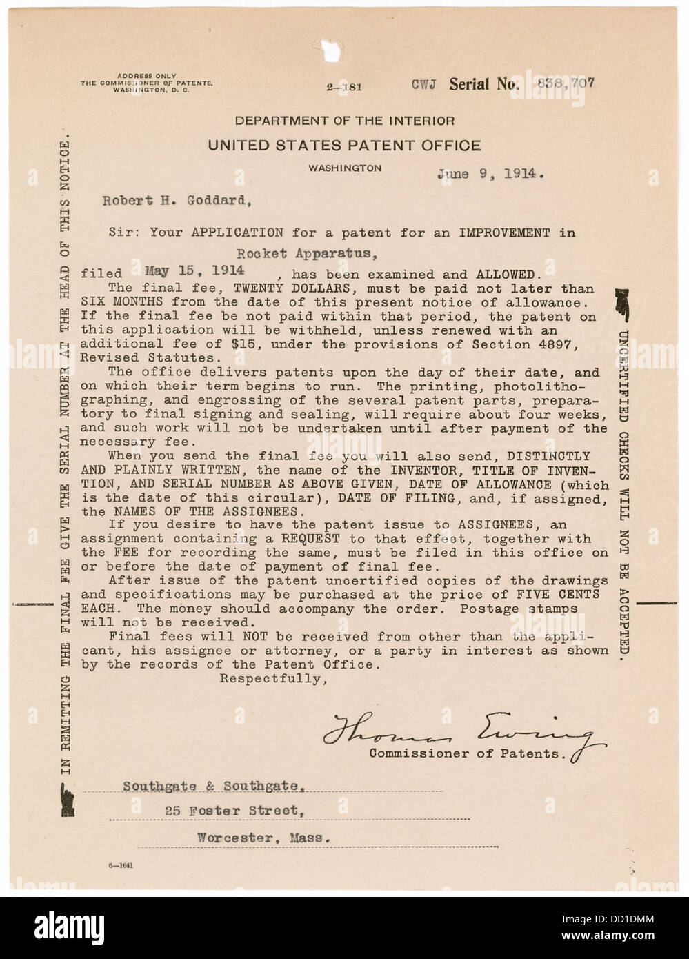 A formal notice indicating the examination and approval of a patent ...