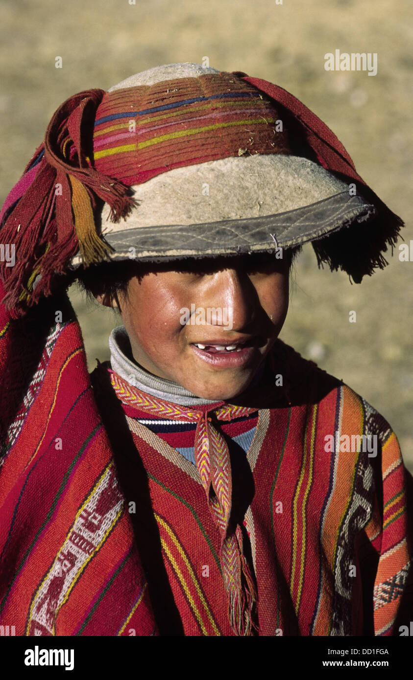 Indian Quechua Colourful Clothes High Resolution Stock Photography and ...