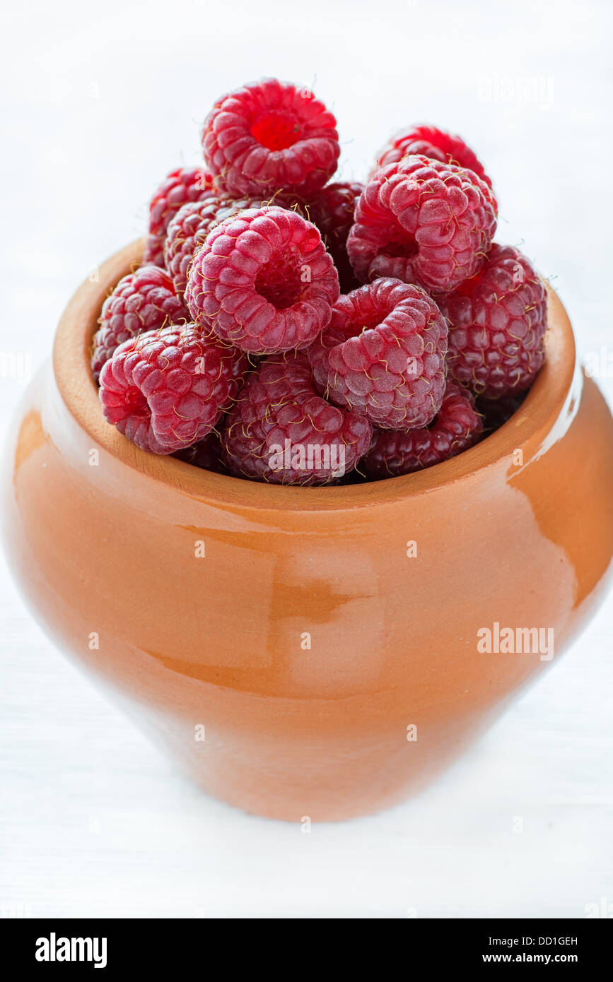 Summer fruits in ceramic hi-res stock photography and images - Alamy