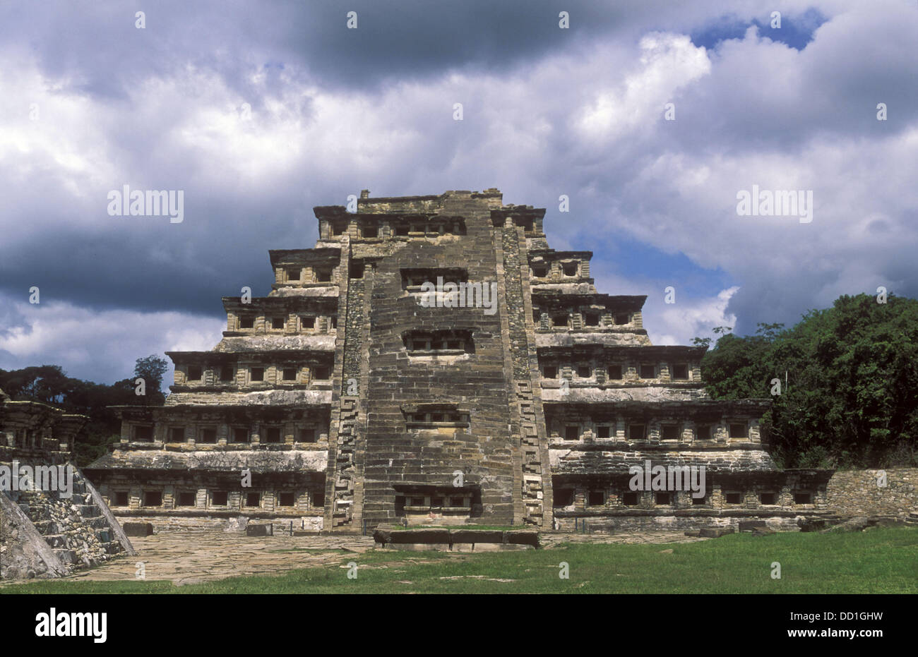 El Tajin Pyramid Of The Niches High Resolution Stock Photography and ...
