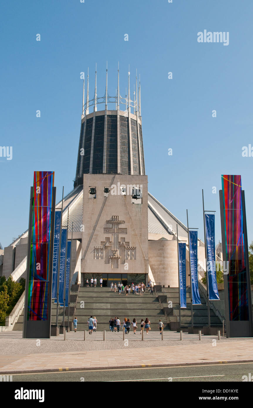 Edwin lutyens liverpool cathedral hi-res stock photography and images ...