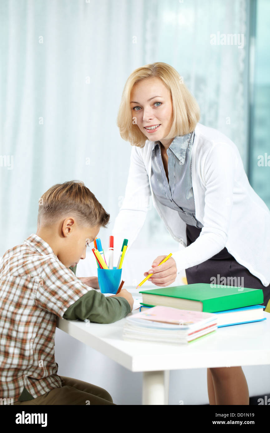 Portrait drawing tutorial hi-res stock photography and images - Alamy