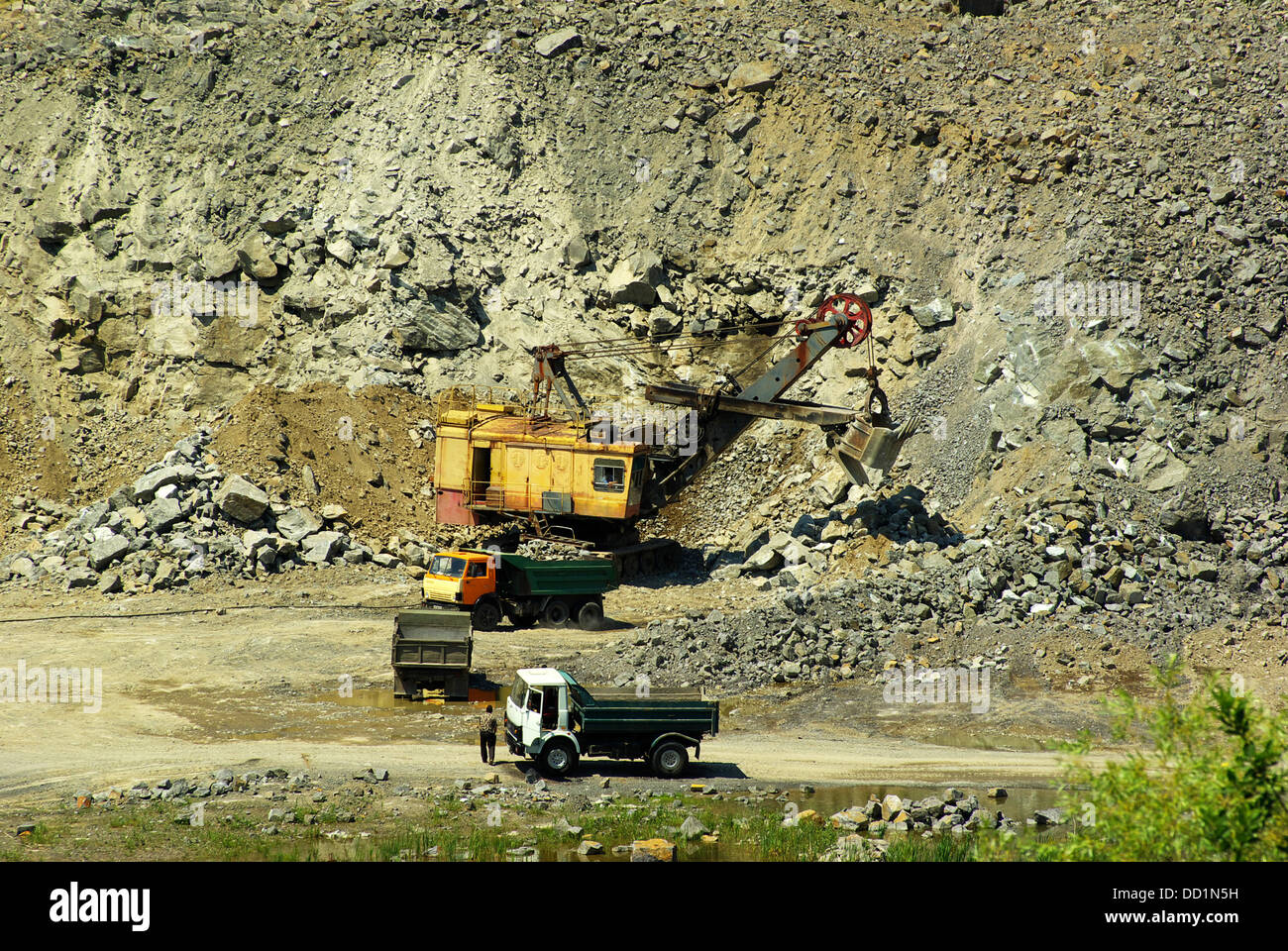 Stone dump hi-res stock photography and images - Alamy