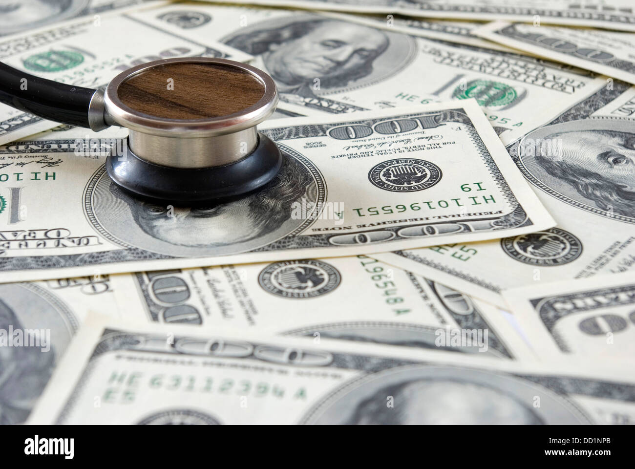 Prescriptions and money hi-res stock photography and images - Alamy