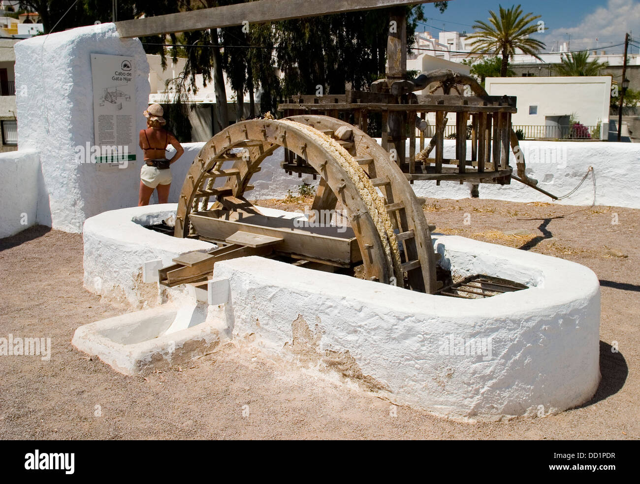 Arab waterwheel hi-res stock photography and images - Alamy