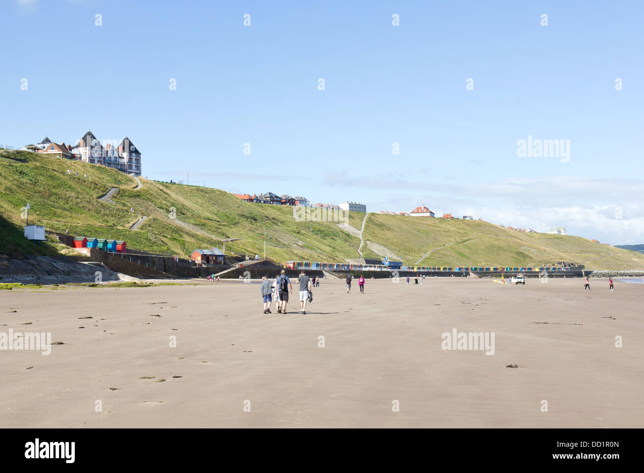 Whitby beach hi-res stock photography and images - Alamy