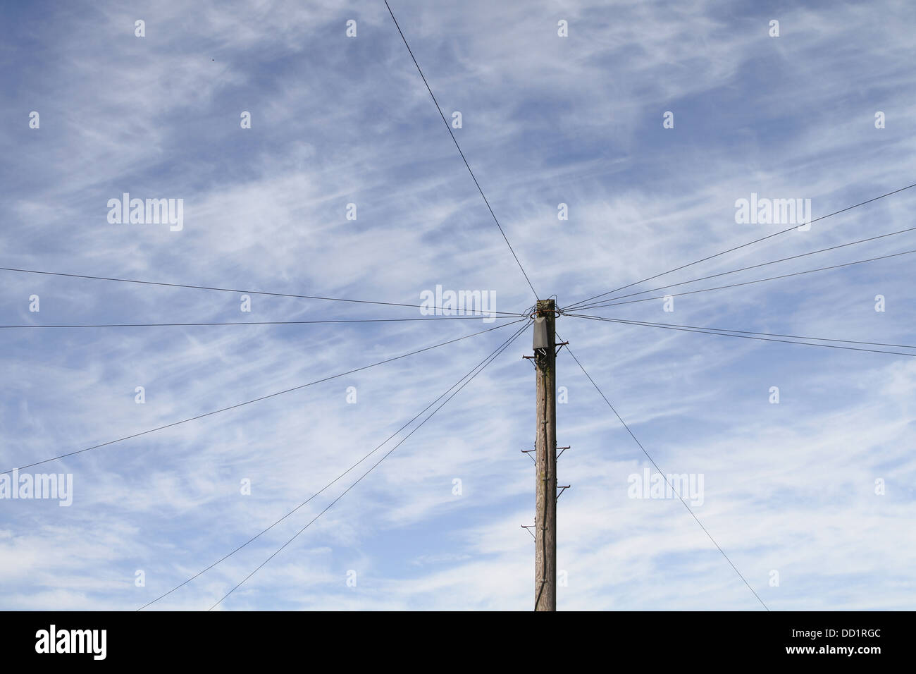 Overhead telephone cable hi-res stock photography and images - Alamy