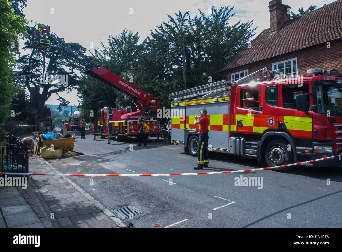 Buckinghamshire fire rescue service hi-res stock photography and images ...