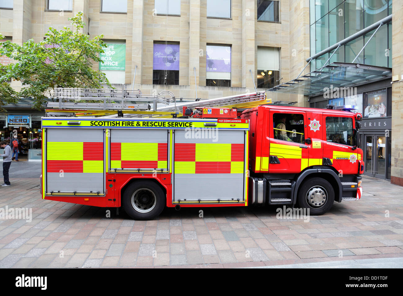 Fire engine scotland hi-res stock photography and images - Alamy