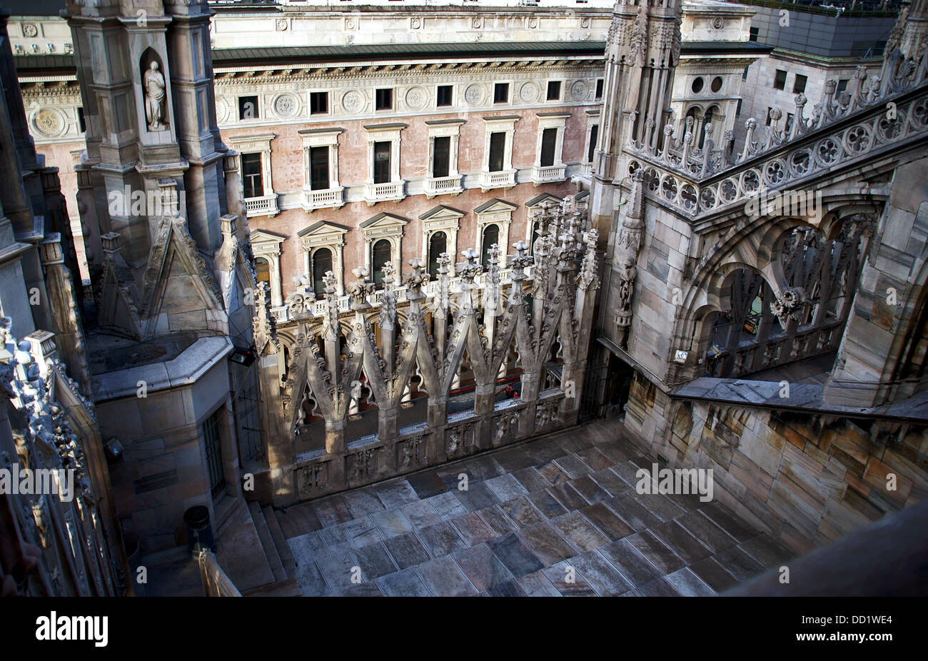 Sculpture church wall hi-res stock photography and images - Alamy