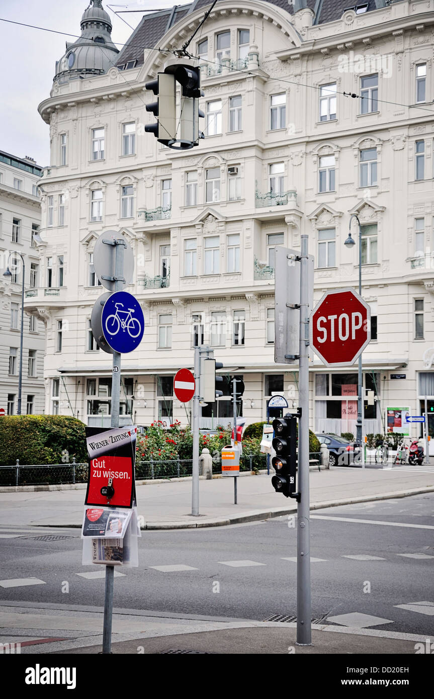 Vienna traffic signs hi-res stock photography and images - Alamy