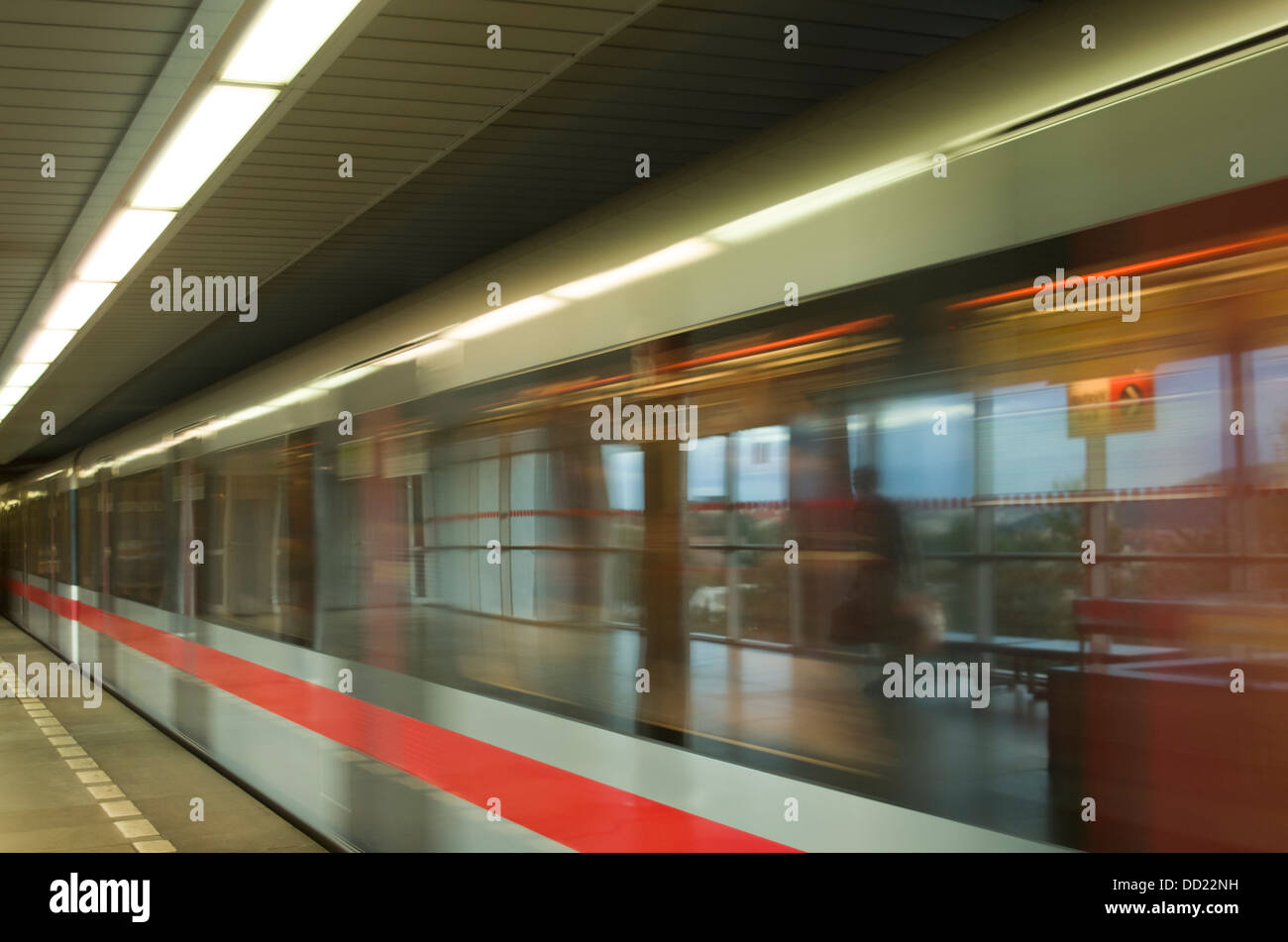 Metro window hi-res stock photography and images - Alamy