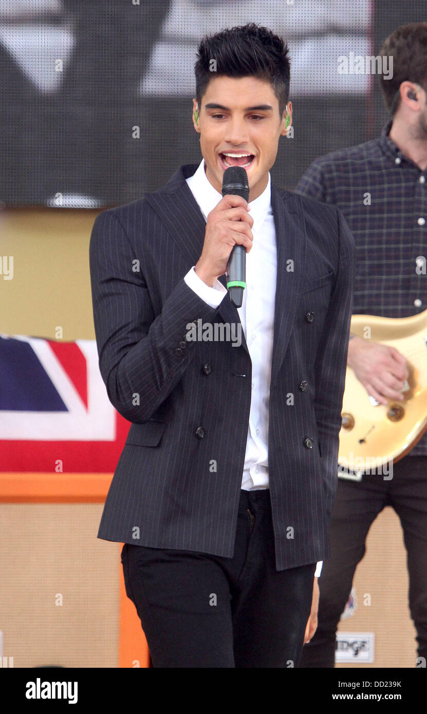 New York, New York, USA. 23rd Aug, 2013. Singer SIVA KANESWARAN from ...