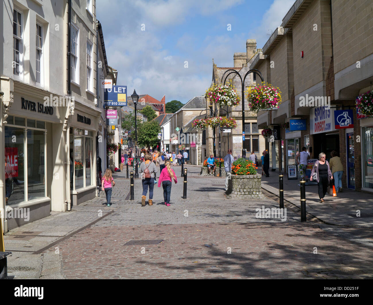 Shoppers in Pydar Street Truro Cornwall UK Stock Photo - Alamy