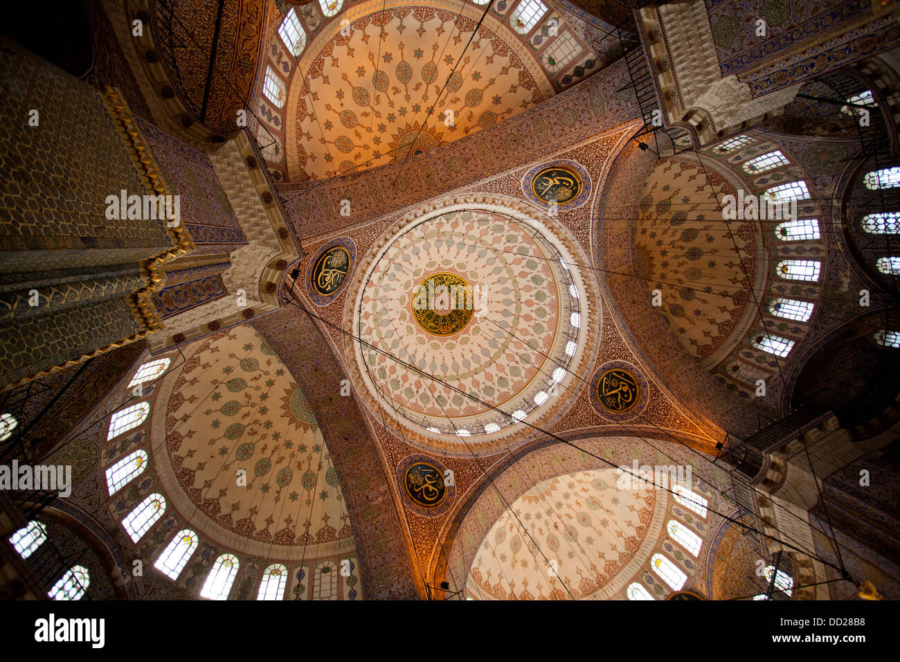 The "New Mosque" in Istanbul, Turkey Stock Photo - Alamy