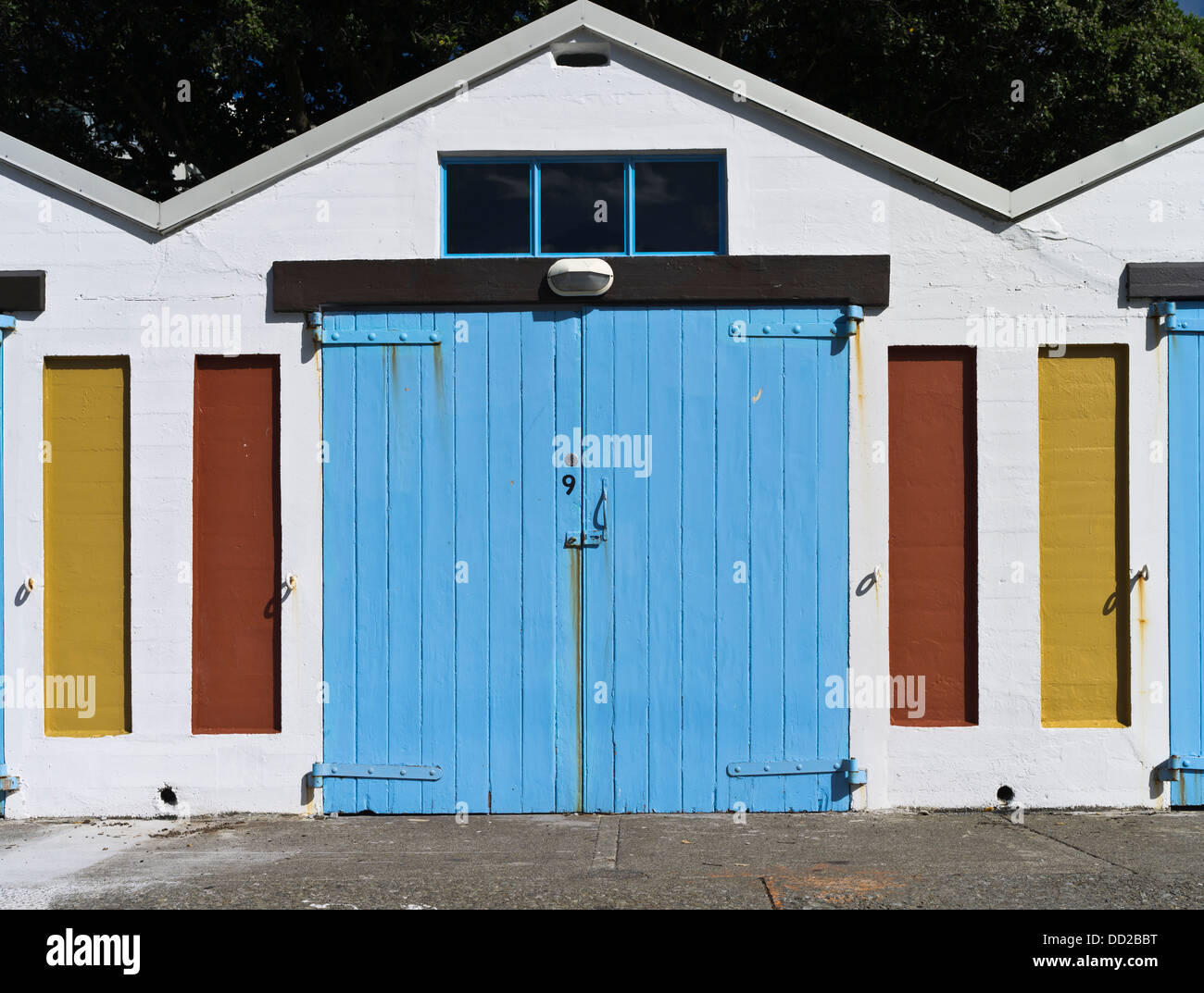 dh Lambton Harbour WELLINGTON NEW ZEALAND Colourful boatshed doors ...