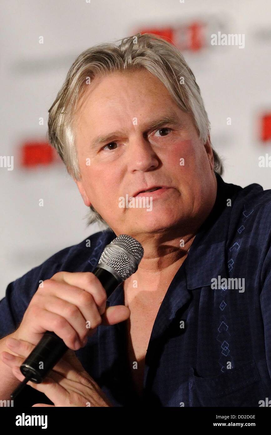 Richard dean anderson hi-res stock photography and images - Alamy