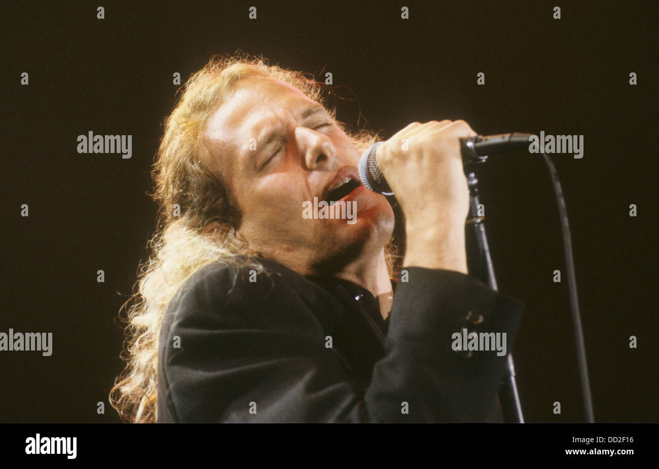 Michael bolton american singer 1993 hi-res stock photography and images ...