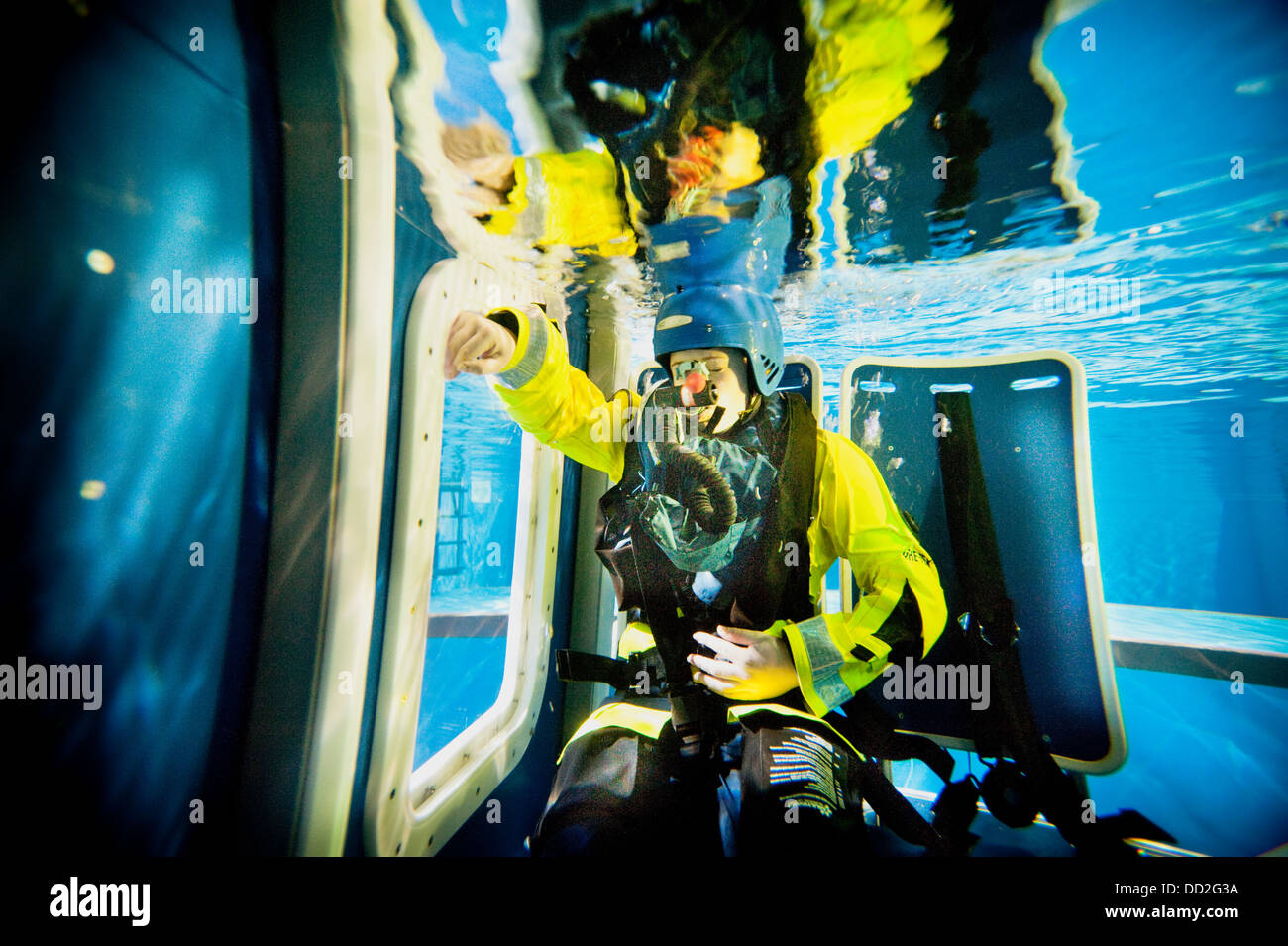 North Sea Oil offshore crew change,helicopter,underwater ditching and ...