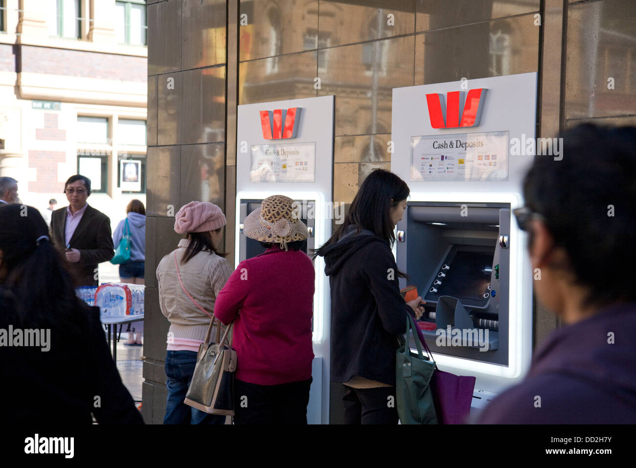 Withdrawal banking hi-res stock photography and images - Alamy