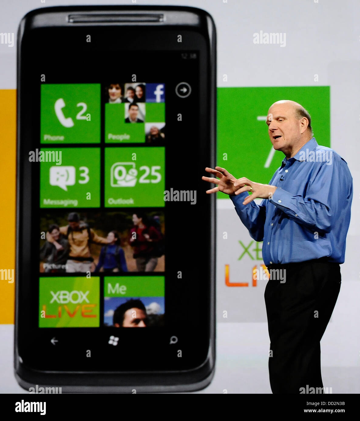 Microsoft tablet 2000 hi-res stock photography and images - Alamy