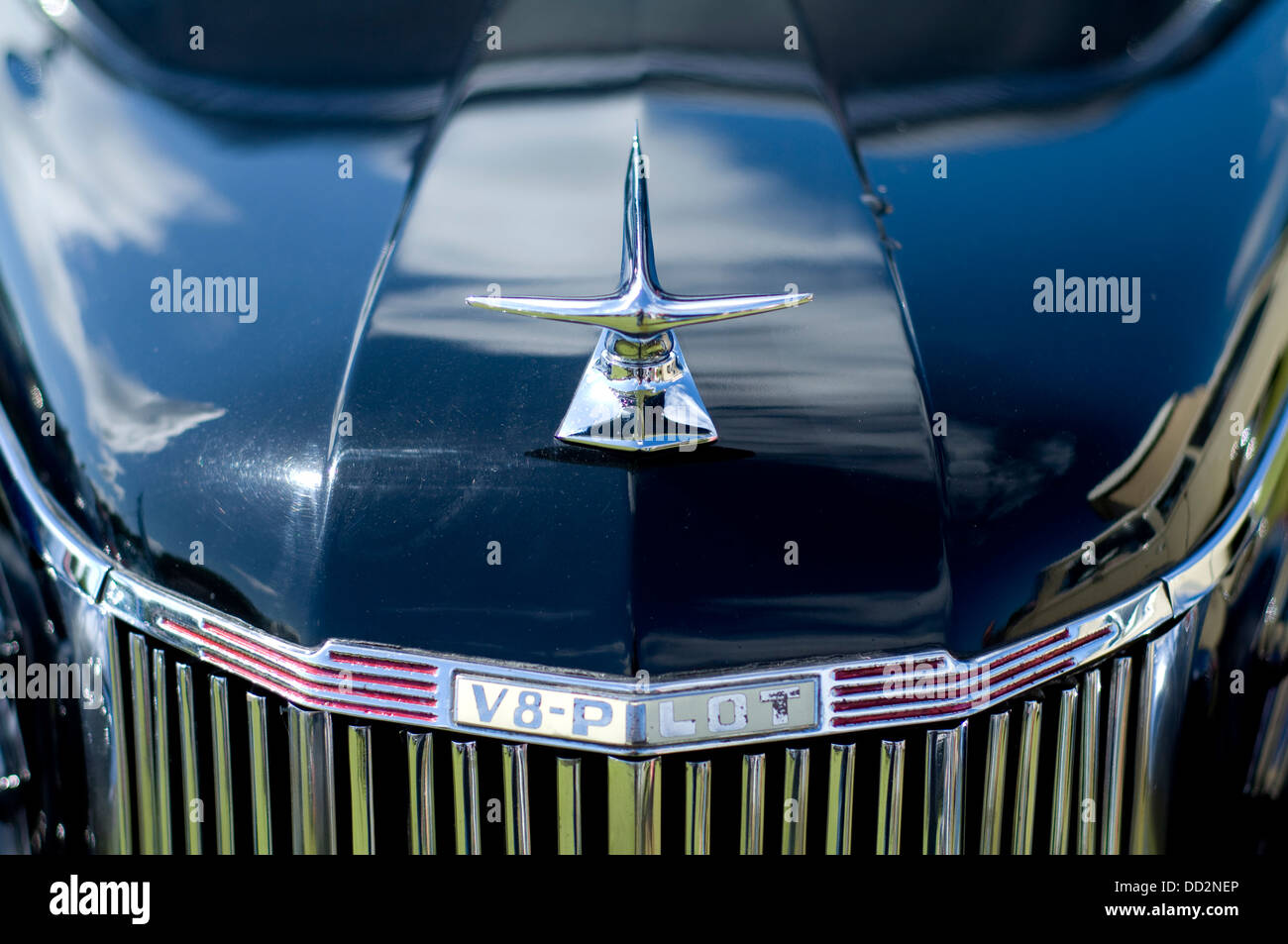 Ford V8 Pilot 1948 Stock Photo - Alamy