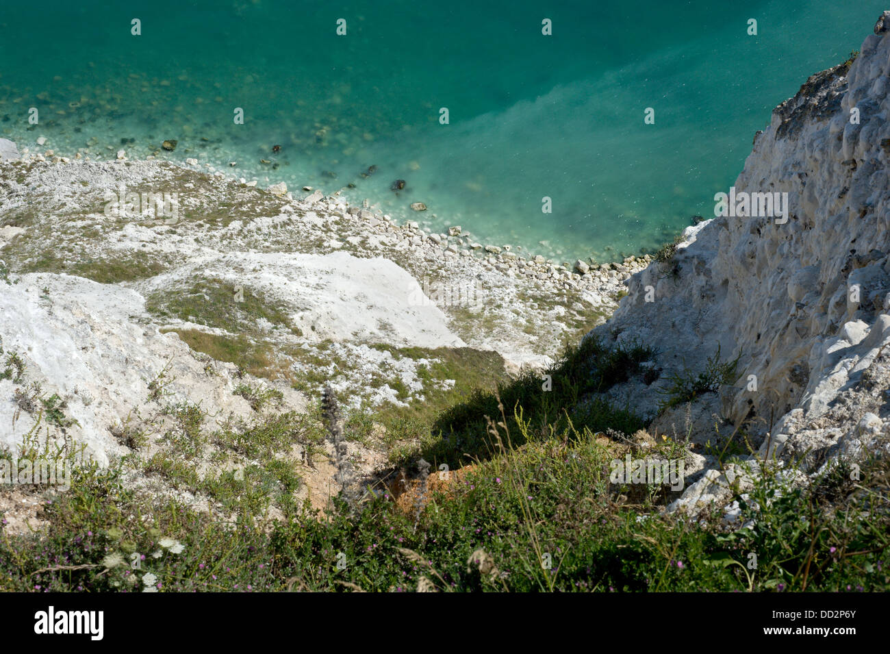 Looking down over cliff edge hi-res stock photography and images - Alamy