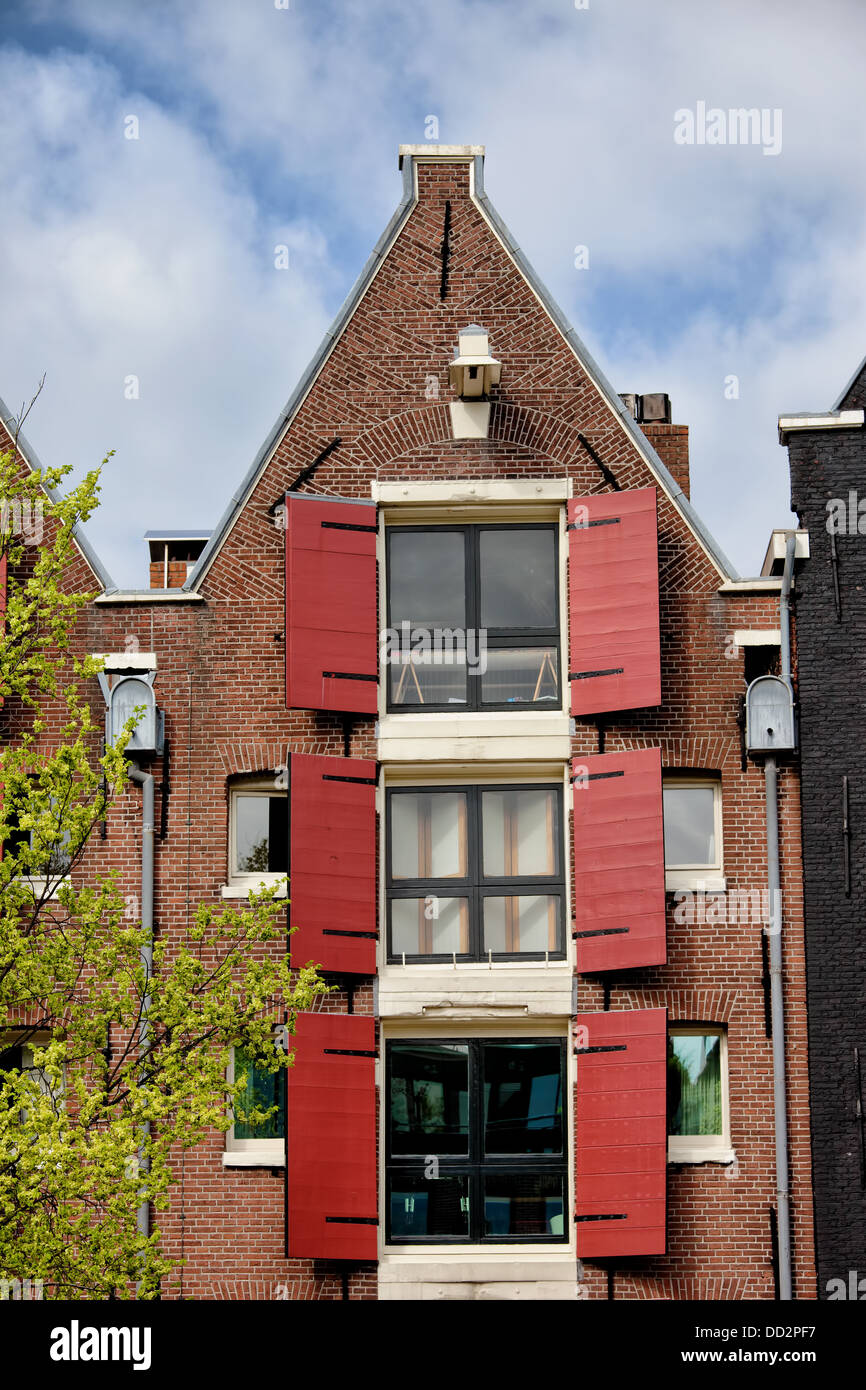 Dutch house red brick hi-res stock photography and images - Alamy