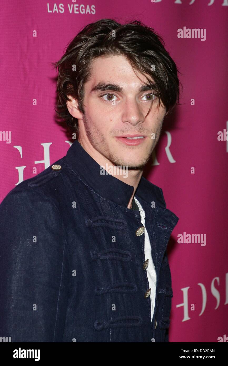 Las Vegas, NV. 23rd Aug, 2013. RJ Mitte at arrivals for RJ Mitte 21st ...