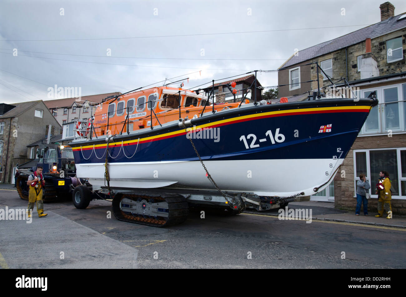 RNLI tracked vehicle recovering lifeboat grace darling after practice ...