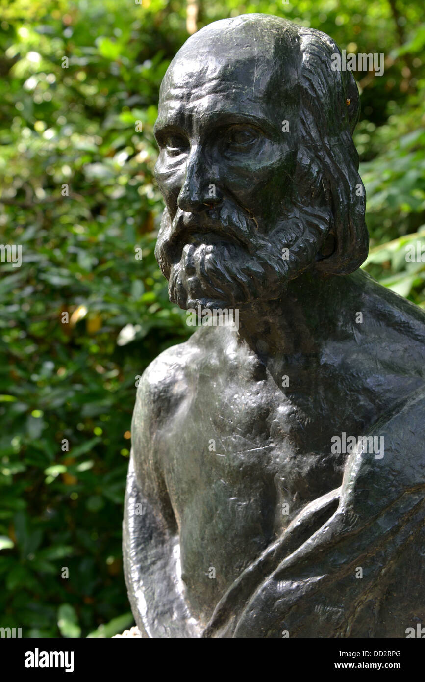 Sculpture Of Old Man Stock Photos & Sculpture Of Old Man Stock Images ...