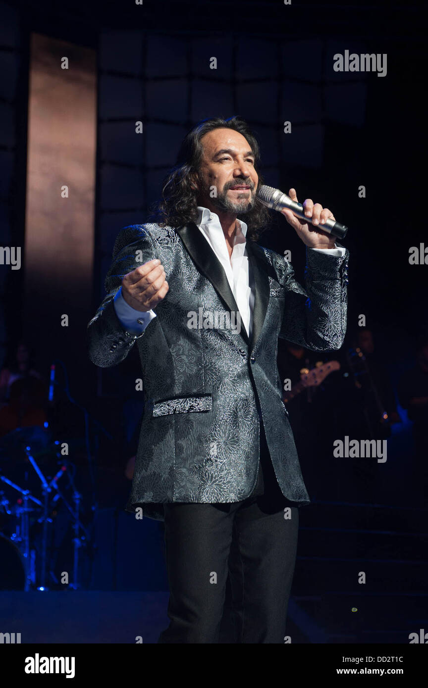 Universal City, California, USA. 23rd Aug, 2013. Singer MARCO ANTONIO ...