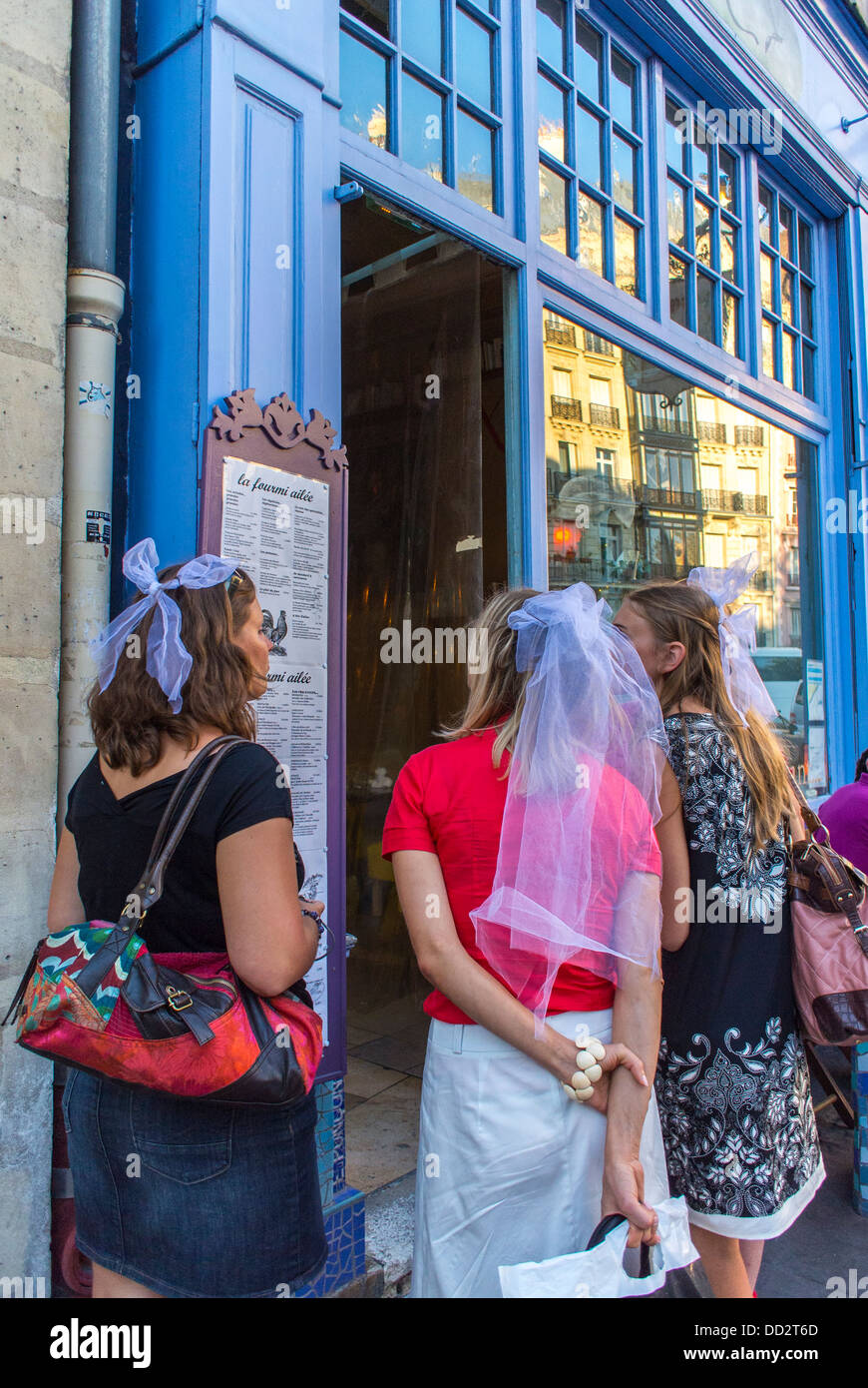 Paris, France, Street Scenes in Latin Quarter, Tourists, Group Friends ...
