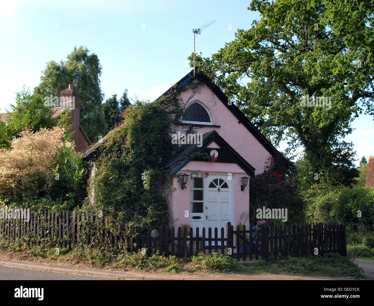 Burley house, hampshire hi-res stock photography and images - Alamy