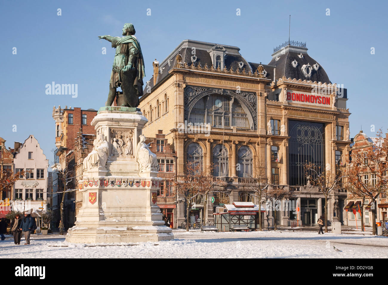 Bond moyson gent hi-res stock photography and images - Alamy