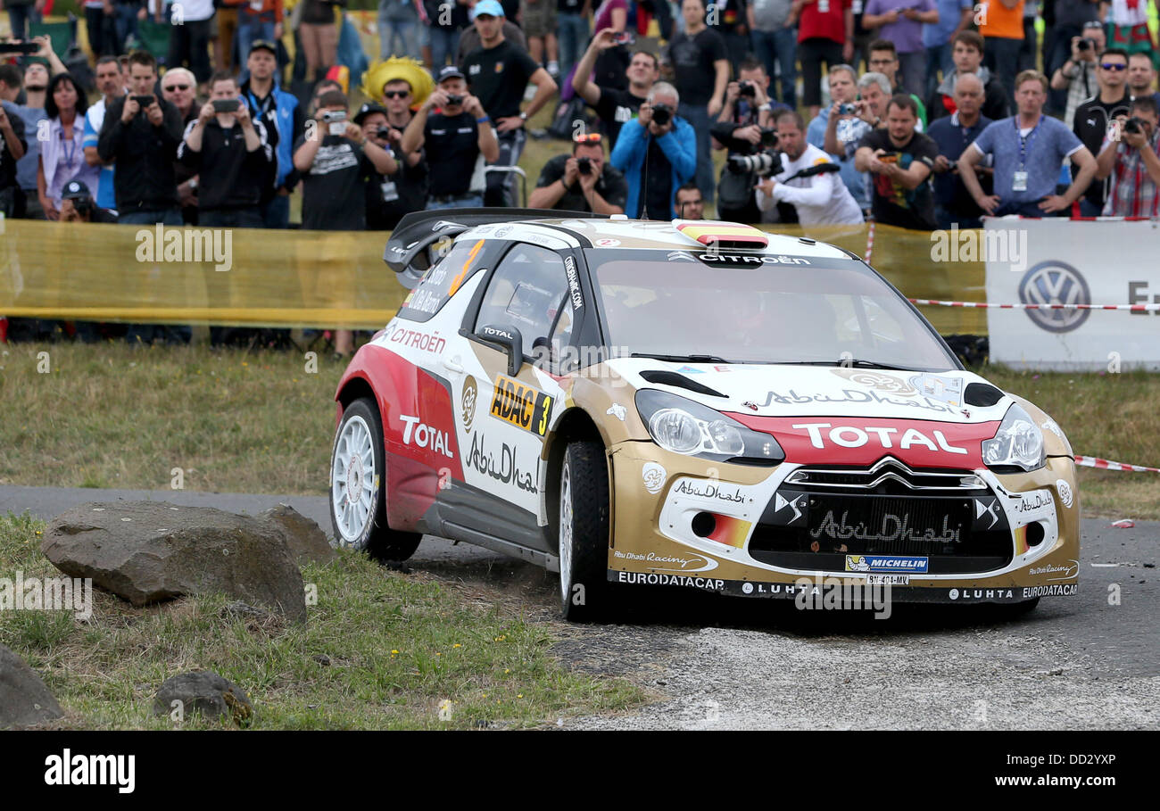 Spanish rally hi-res stock photography and images - Alamy