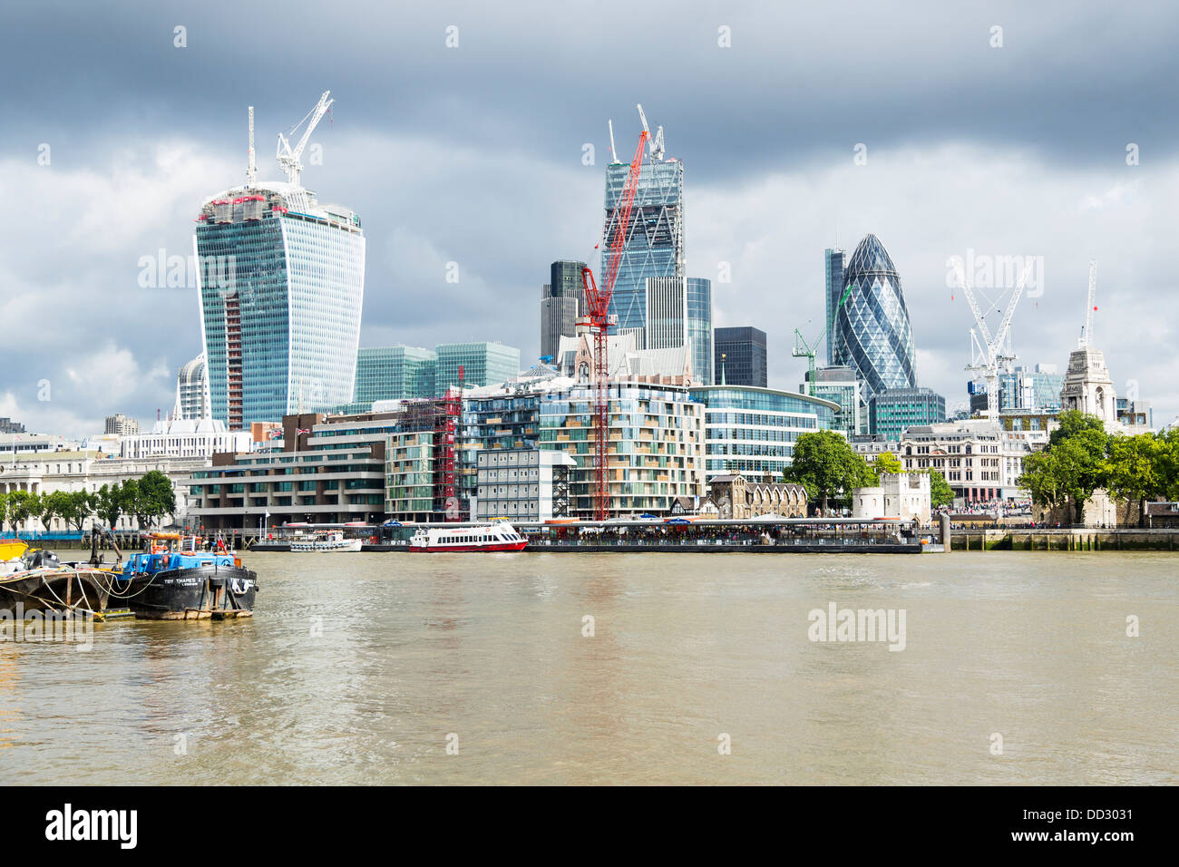 London city landscape hi-res stock photography and images - Alamy