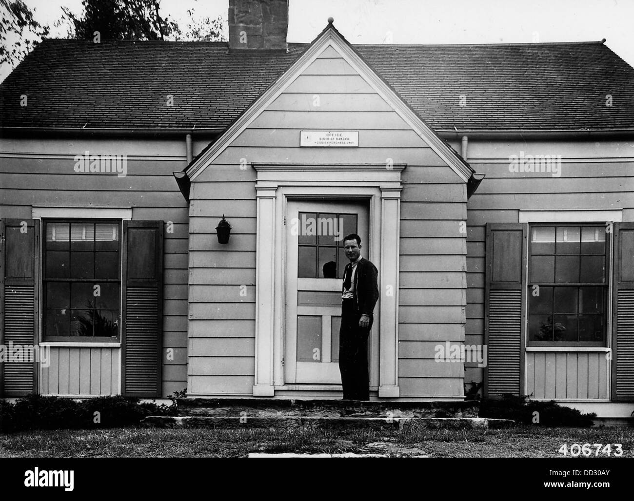 Old Ranger Station Black and White Stock Photos & Images - Alamy